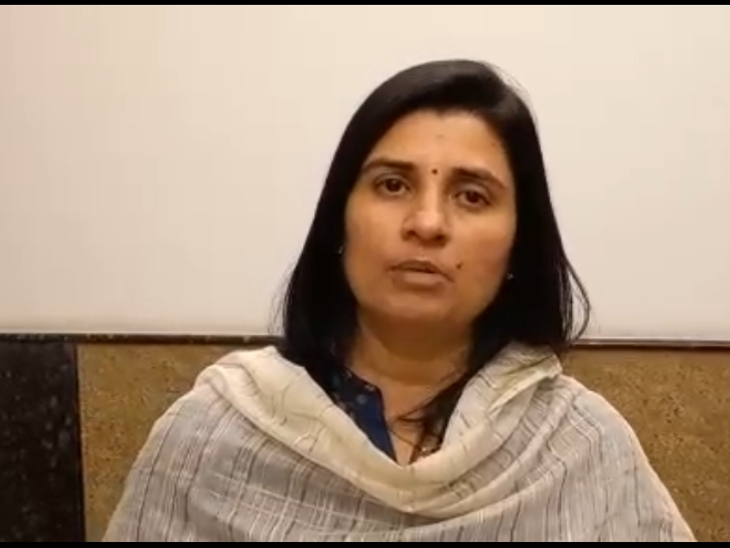 Child Commission President Sangeeta Beniwal took cognizance in the ...