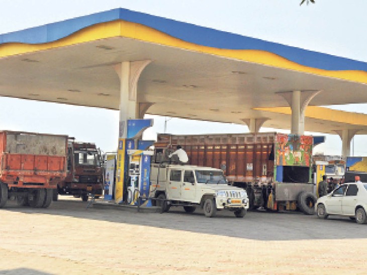 Reality 1 lakh+ liters of petrol came from 14 pumps of Punjab in a ...