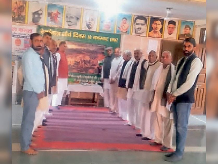 Ex-servicemen paid tribute by remembering the brave martyrs of ...