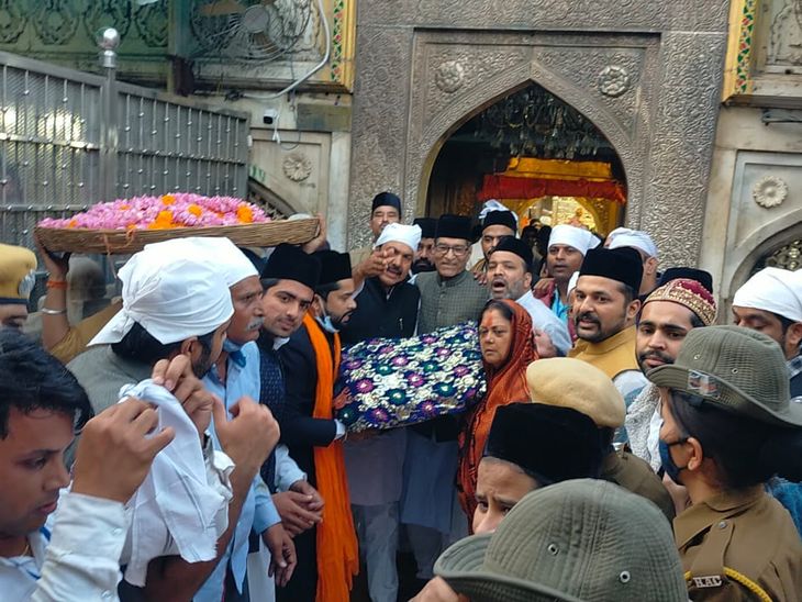 Today only Dargah and Pushkar Darshan, Nimbark Peeth tomorrow; Will ...