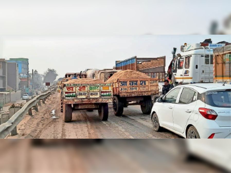 Mining started on four sand ghats of Son river, now the shortage of ...