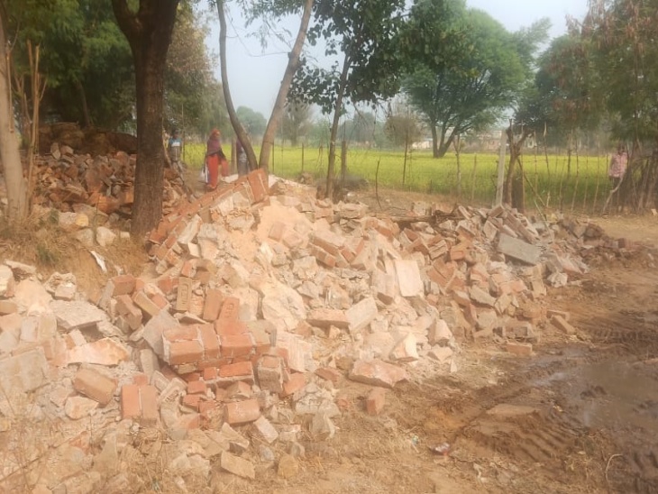 JDA removed illegal encroachment from 3 places, colony was being cut on ...