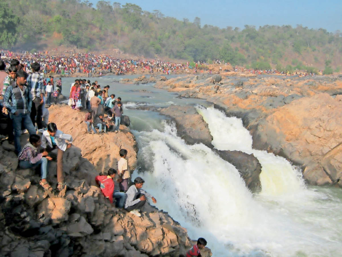 The first day of the new year ... people of Garhwa district spent in ...