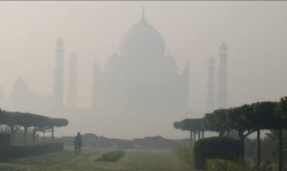Due to the cold wave, the condition of the people in Agra is bad, even ...