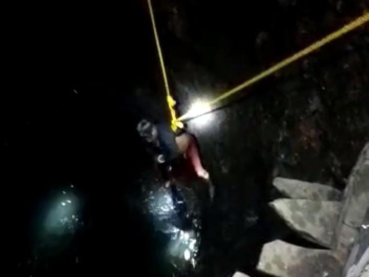 Woman's body found in well, villagers pulled out by rope, police ...