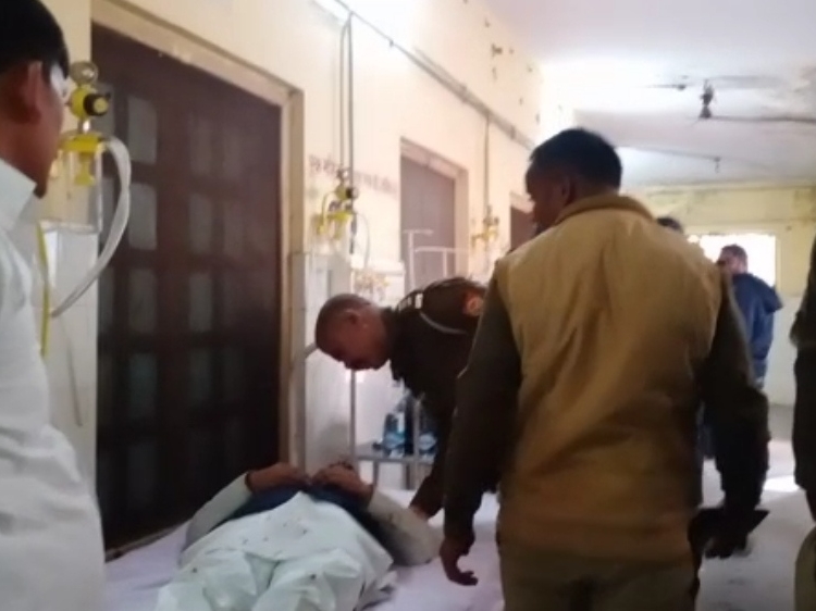 Accused of burning the girl alive, the burnt girl referred for medical ...