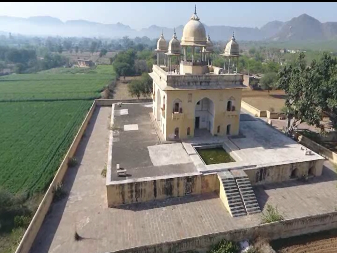 Mughal Gate was built by Maharaja Man Singh, Emperor Akbar used to rest ...