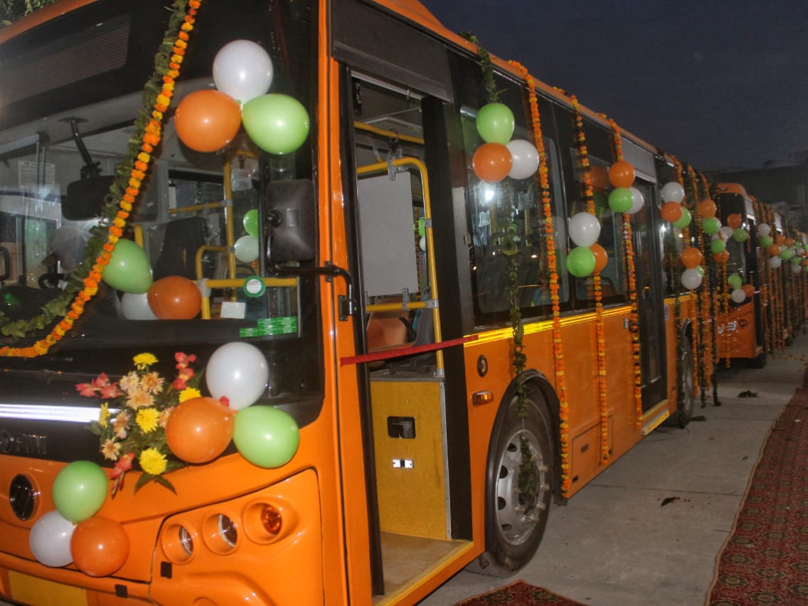 Relief for passengers traveling on Muradnagar-Kaushambi route E-bus ...