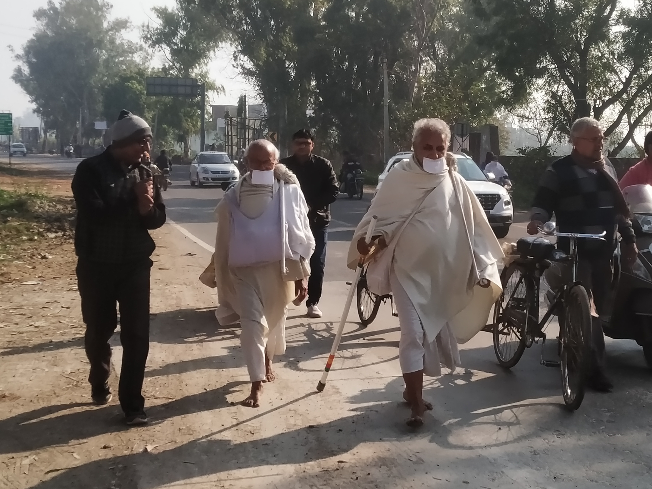 Jain saints reached Baraut Blessed entry of Ashish and Uttam Muni ...