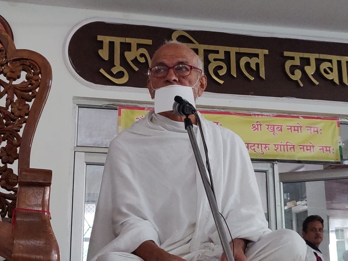 Jain Muni delivers sermons in Baghpat Ashish Muni said - A person who ...