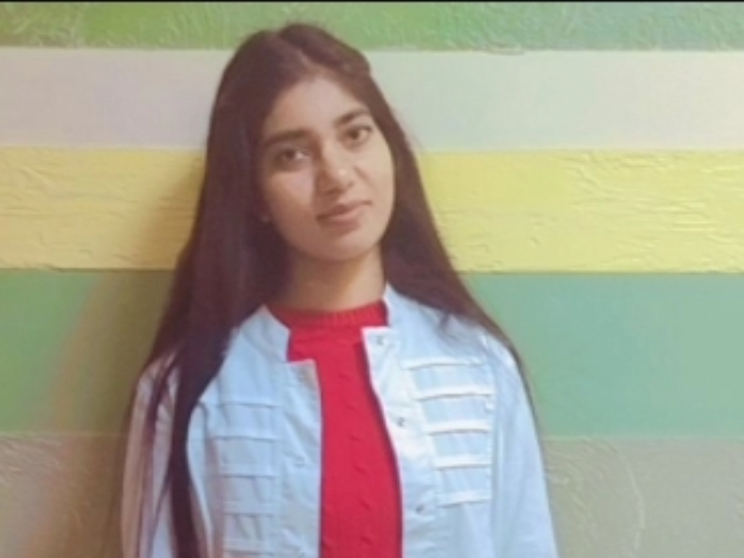 Hardoi's Vaishali returned from Ukraine ,She is the head of Terpursauli ...