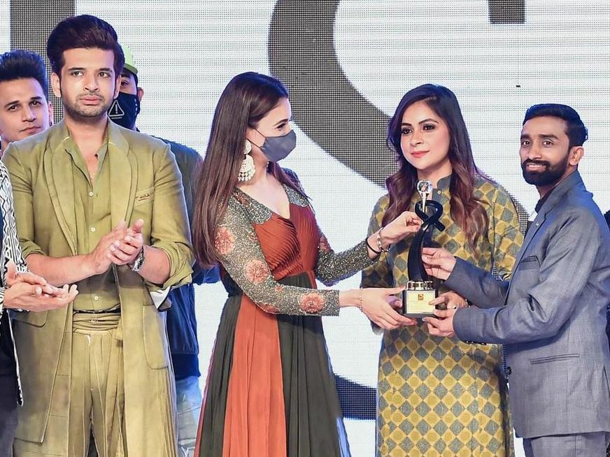 RS Nigam, the teacher of Adarsh Nagar, praised the daughter, coming out ...