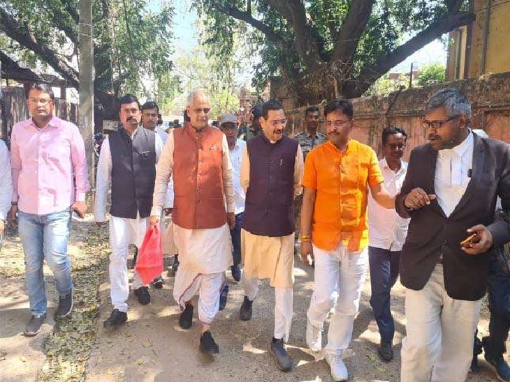 Jharkhand MP Deepak Prakash Nagendra Madhavlal Appeared In Dhanbad MP ...
