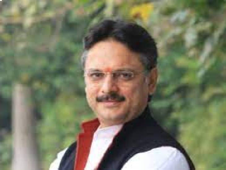 Law Minister Brajesh Pathak and Urban Development Minister Ashutosh ...