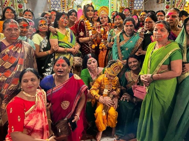 Women of Kayastha family celebrated Phag festival at Sanwaliya Seth ...