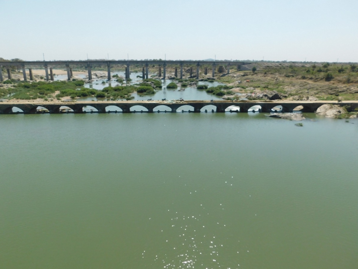 Wainganga's arm is full of relief stopdam built three months ago, about ...