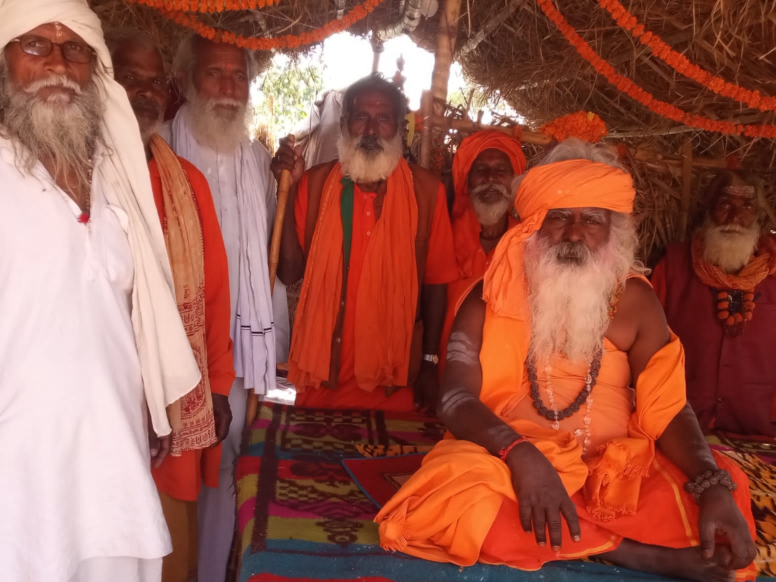 Devotees take Prasad in Bhandara, Rasleela is being staged at night ...