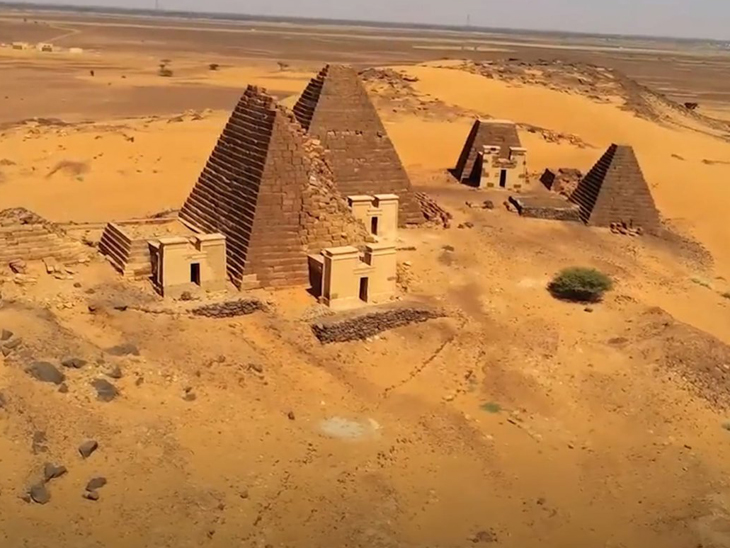 There are more pyramids than Egypt, in Sudan, these pyramids built in ...
