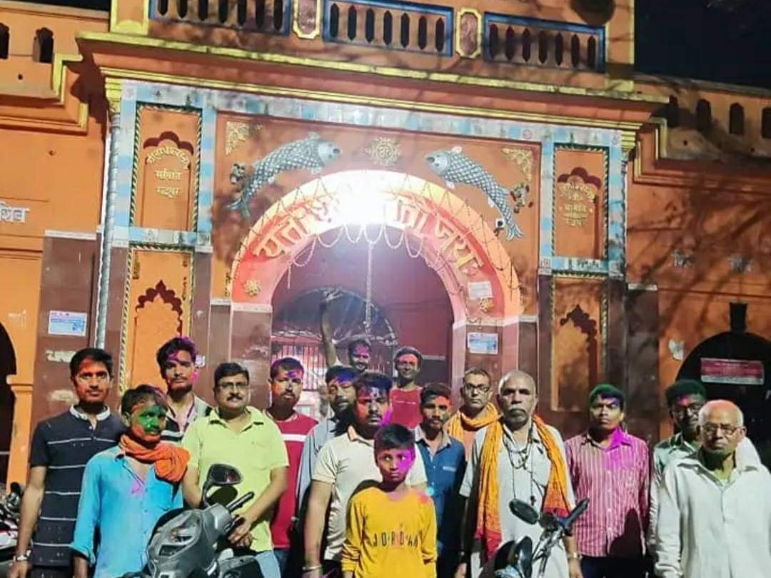 Holi festival celebrated with gaiety in Rudrapur People were engrossed ...