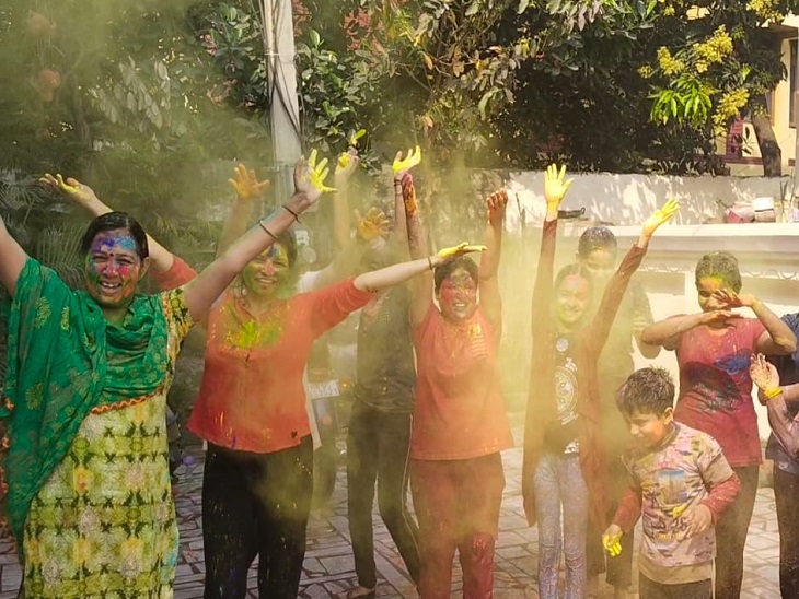 Holi Phaag Festival played at Krishna Colony Karnal; Children were ...