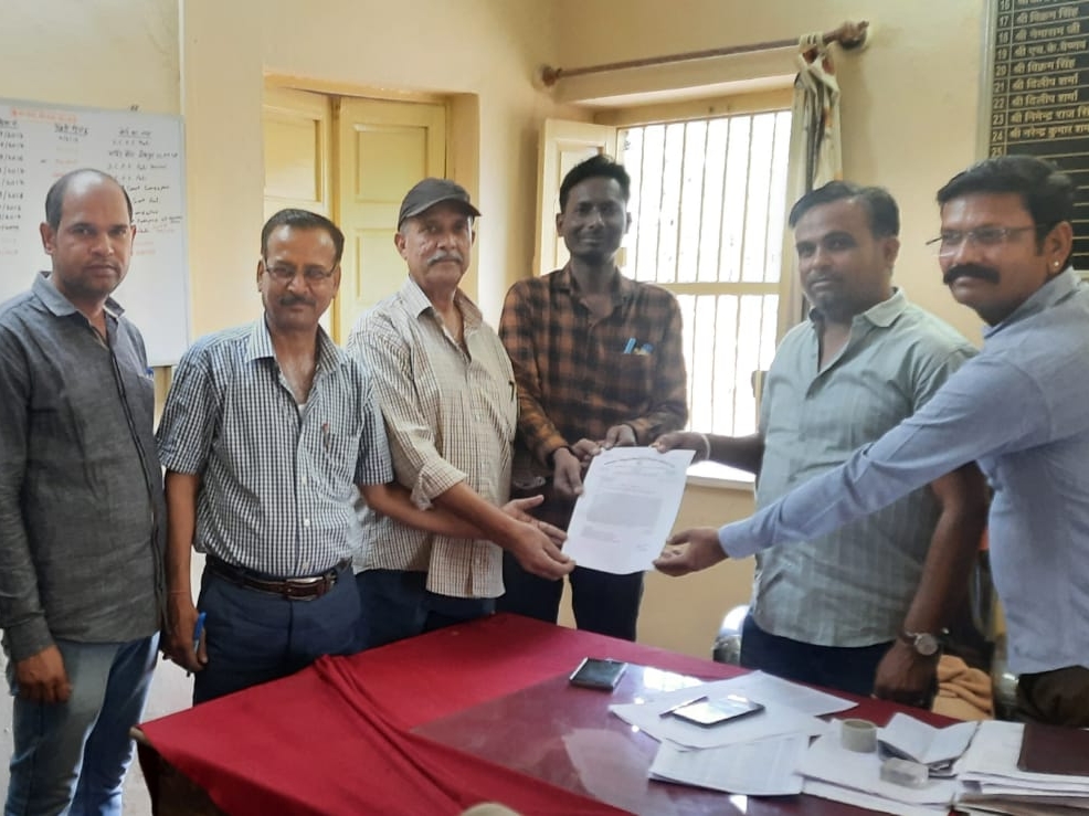 Labor union submitted memorandum to Jodhpur Discom Falna Managing ...