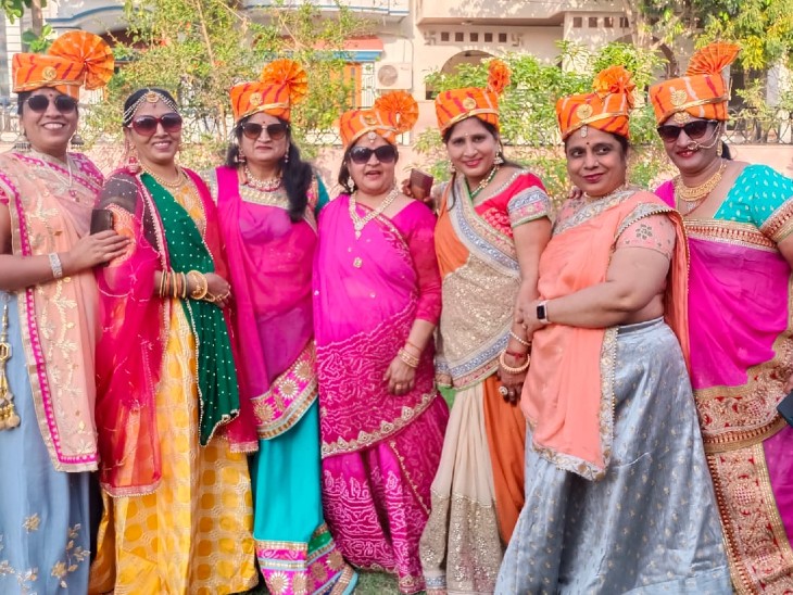 Isar-Gangaur ride in Rajasthan's Pali | ईसर-गणगौर की सवारी: बैंडबाजों ...