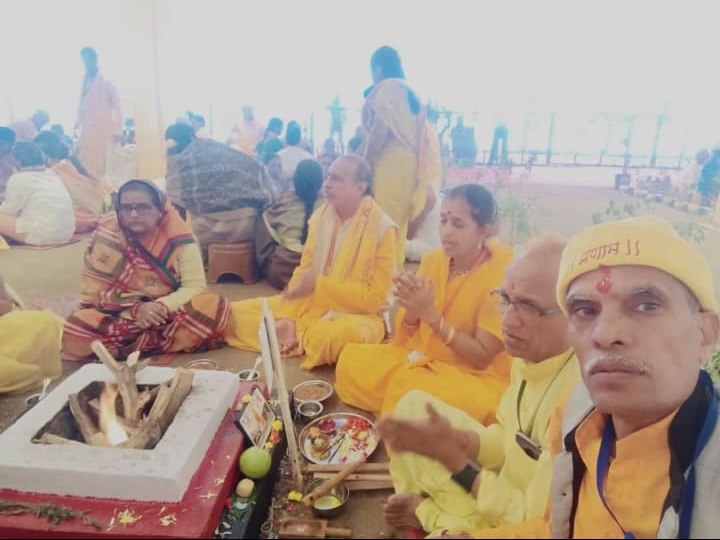 Women perform Yagya in Multai, Panchkundiya Mahayagya being held in ...
