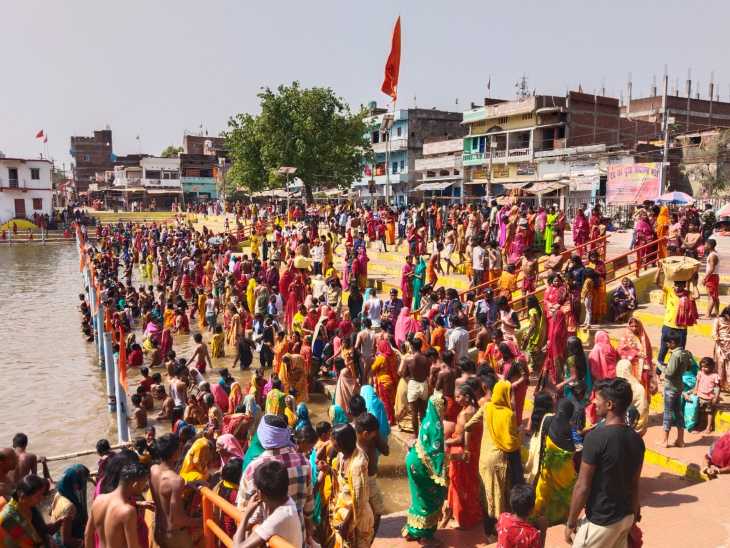 Lakh Of Devotees in Famous Dev Sun Temple In Aurangabad; Chhath ...