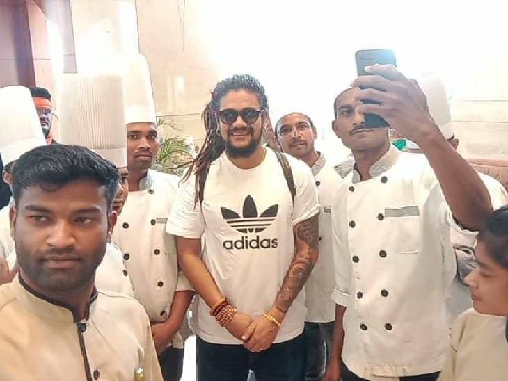 Where in Jabalpur singer Hansraj Raghuvanshi has shown the truth in the ...