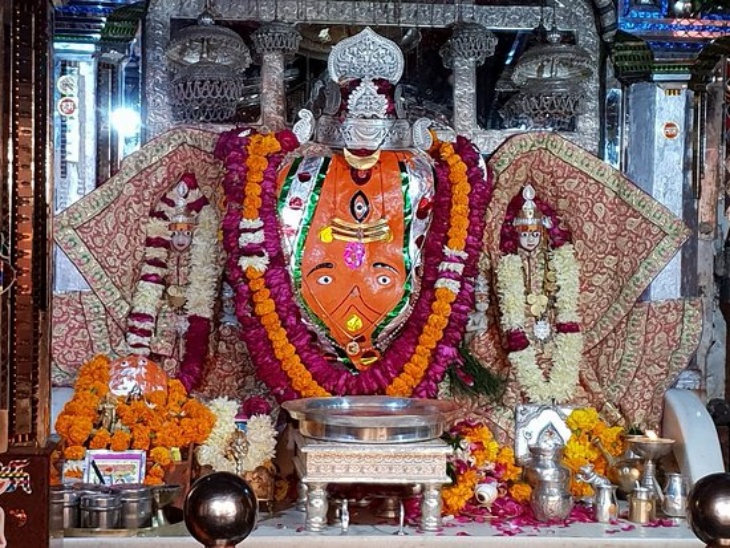 Start the day with the darshan of God, devotees gathered in Govind ...