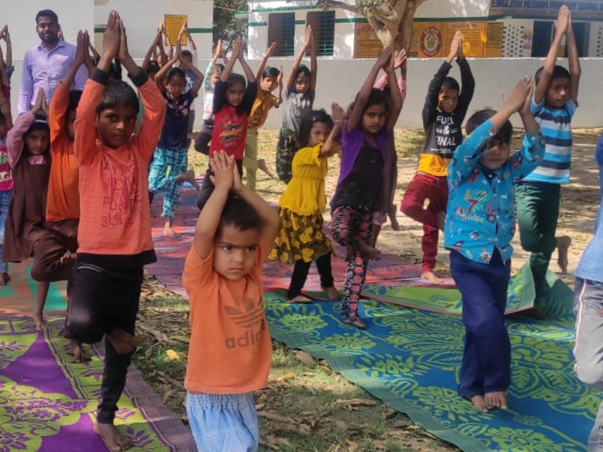 The team of Pandit Deendayal Upadhyaya Yoga Sansthan Lucknow taught ...