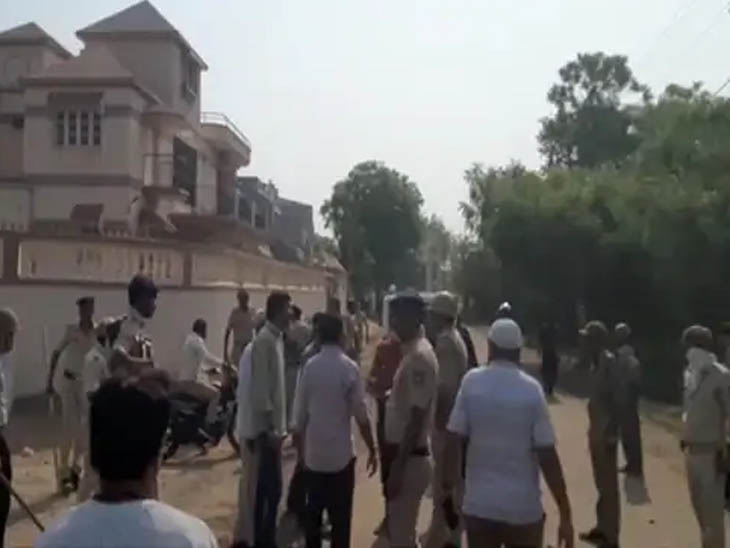 Gujarat Violence Muslim Maulvi | Communal Clashes In Gujarat Dwarka ...