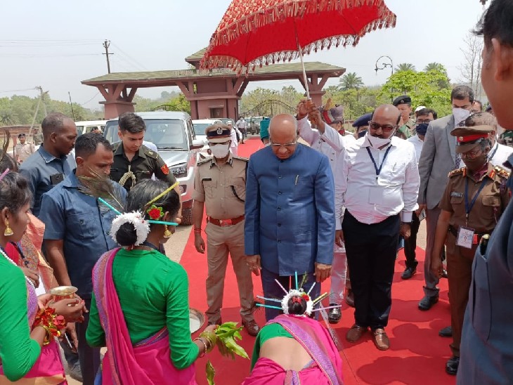 Governor Ramesh Bais And Assembly Speaker Rabindra Nath Mahto Arrived ...