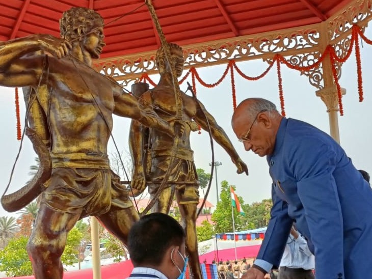 Governor Ramesh Bais And Assembly Speaker Rabindra Nath Mahto Arrived ...