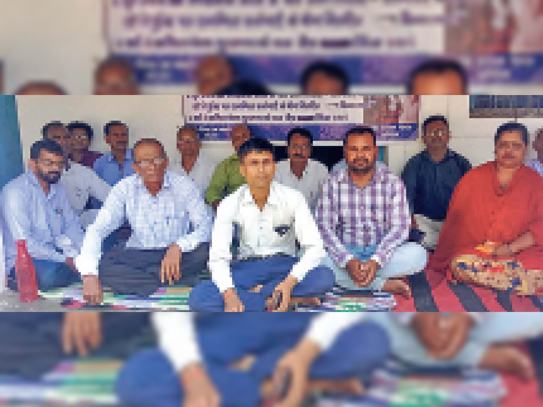 The teachers and non-teaching staff of RLSY College started fast-unto ...