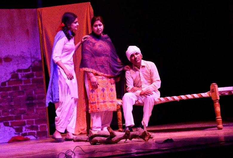 Drama; Tragedy of India-Pakistan partition riots in 1947 | नाटक से ...