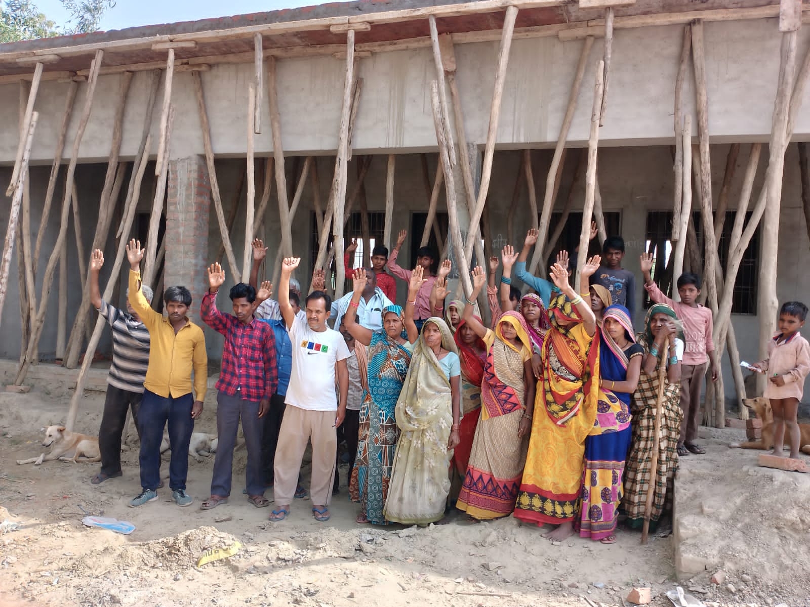 In Thulgula of Sirathu, the procession house is being constructed with ...