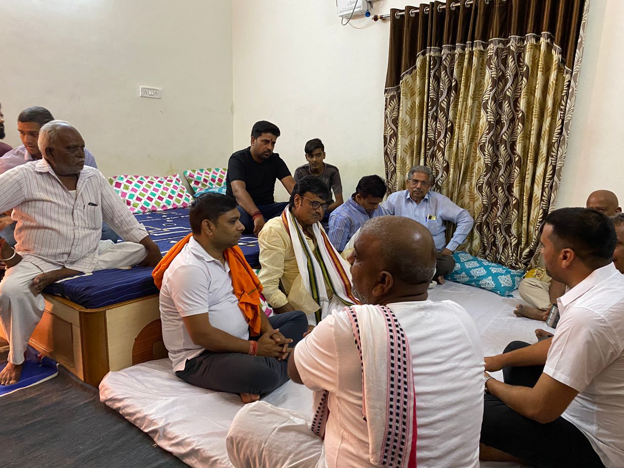 After the death of mother, 9 members of the house donated blood ...