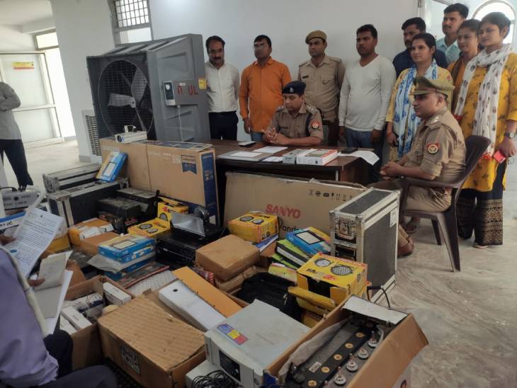 Varanasi Rohaniya MLA used to give 9 thousand months to his driver; ATM ...