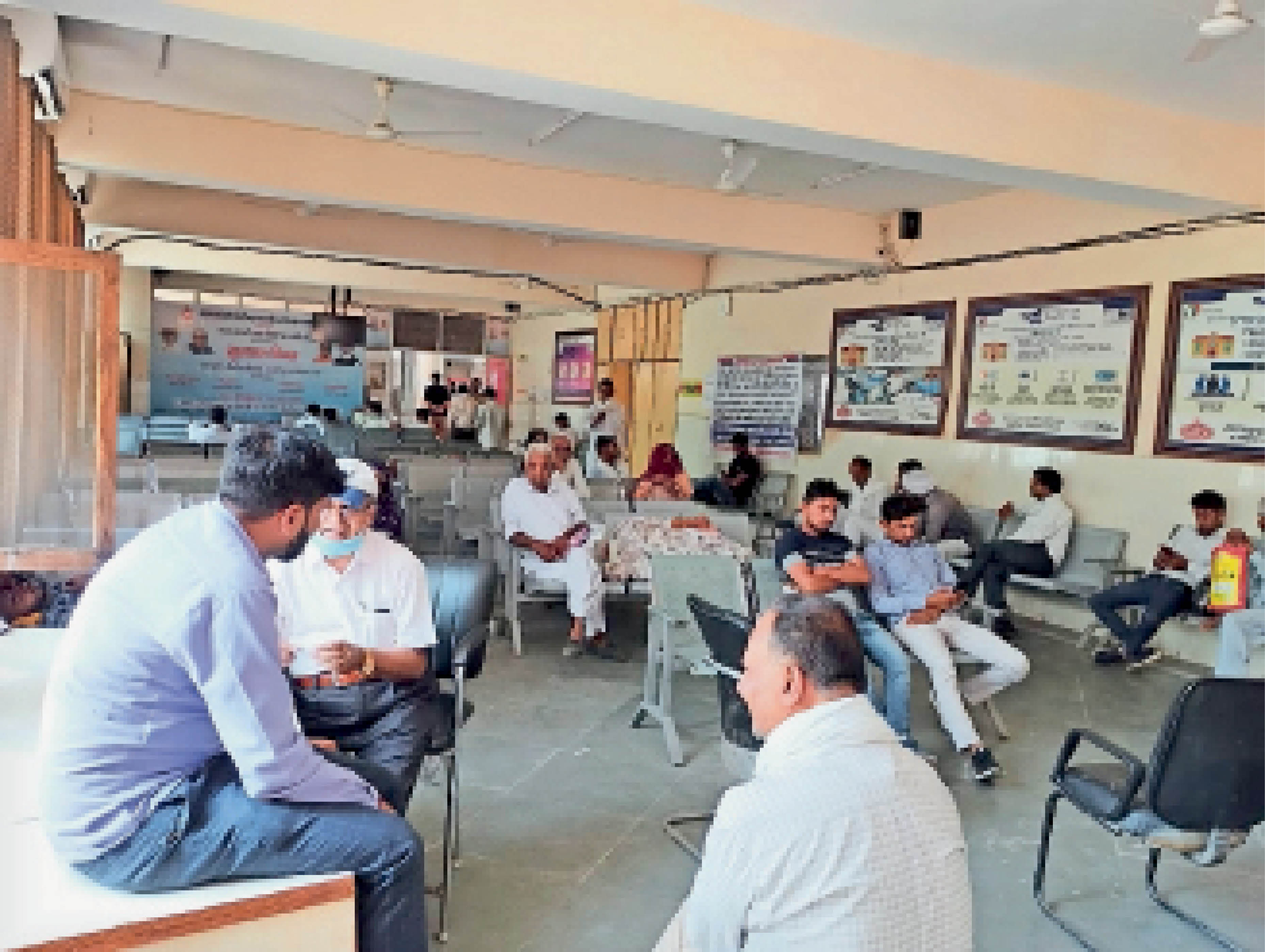 Water supply disrupted in the city, work on E Disha Center and CSC stalled, farmers surrounded ...