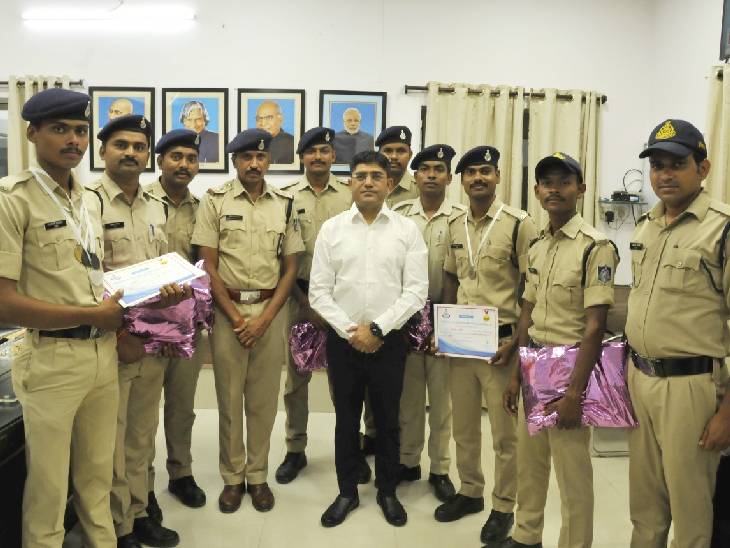 Rewa police players got 5 medals, constable Hariom got gold medal in ...