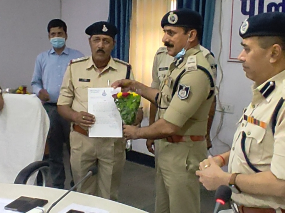 Police station in-charge, sub-inspector, head constable, including ...