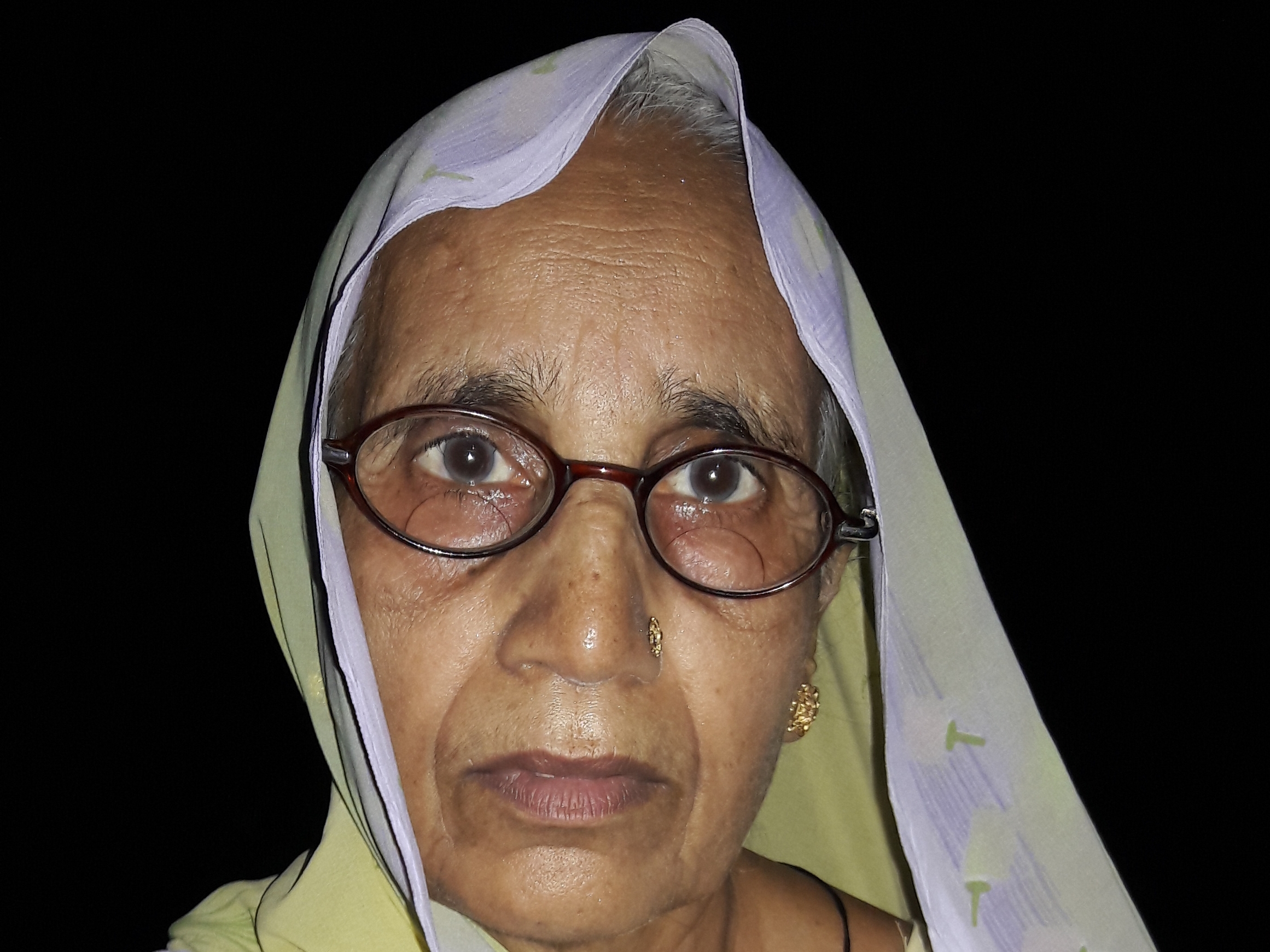 After 17 years of son's martyrdom in Maholi, the mother unveiled the ...