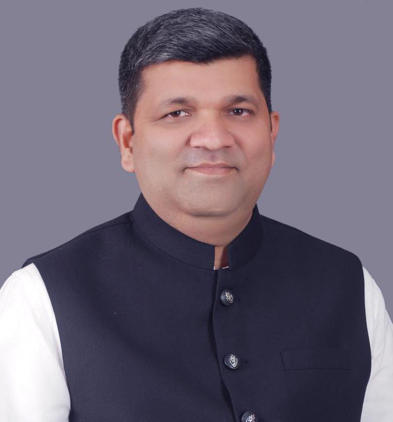 Minister Ashish Patel wrote a letter to the Public Works Department ...