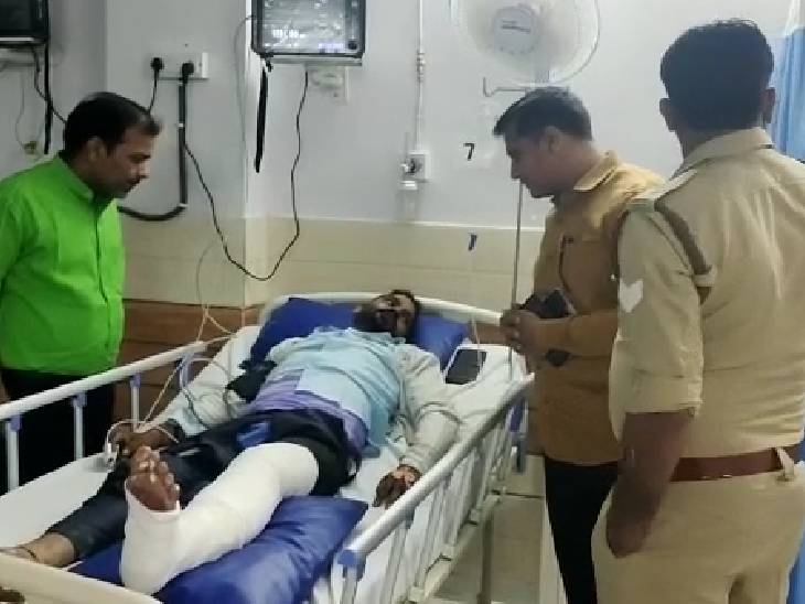 Traumatic road accident in Greater Noida,Unknown vehicle trampled uncle ...