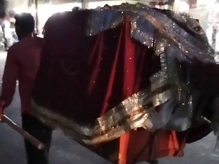 The trend of making the wedding memorable, but the old tradition of ...