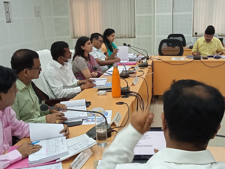 Commissioner Govind Raju NS tightened the screw in Basti, Said in the ...