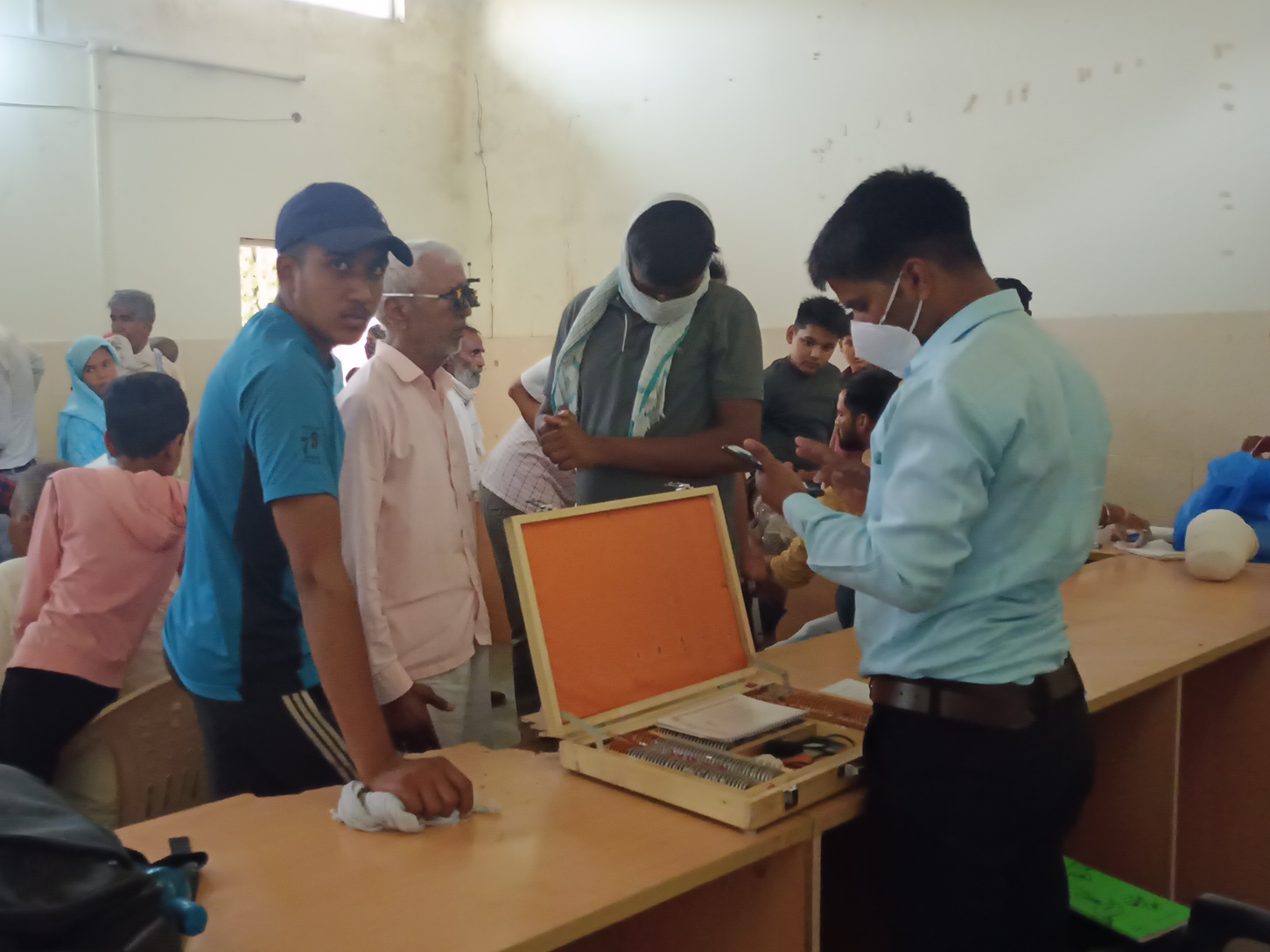 Registration camp for Divyang in Neemrana, selection for accessories ...