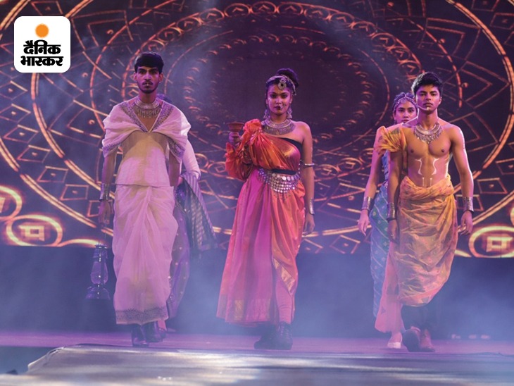 Students did ramp walk on Bollywood theme, singer Milan Gaba will ...