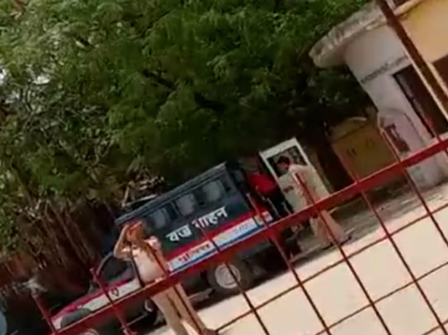 Policeman reached Kalpavriksha temple with Vajra vehicle, SP said ...